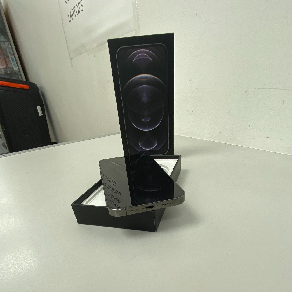 Like New Apple Apple iPhone 12 Pro - 128GB Graphite (Unlocked) - Own4Less